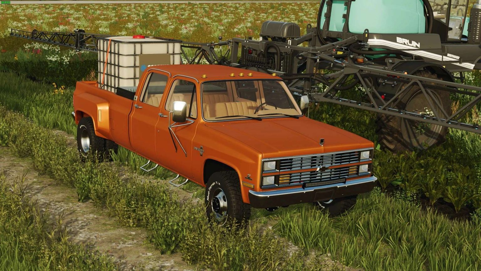 Chevy K30 Dually v1.0 FS22 Mod | Farming Simulator 22 Mod
